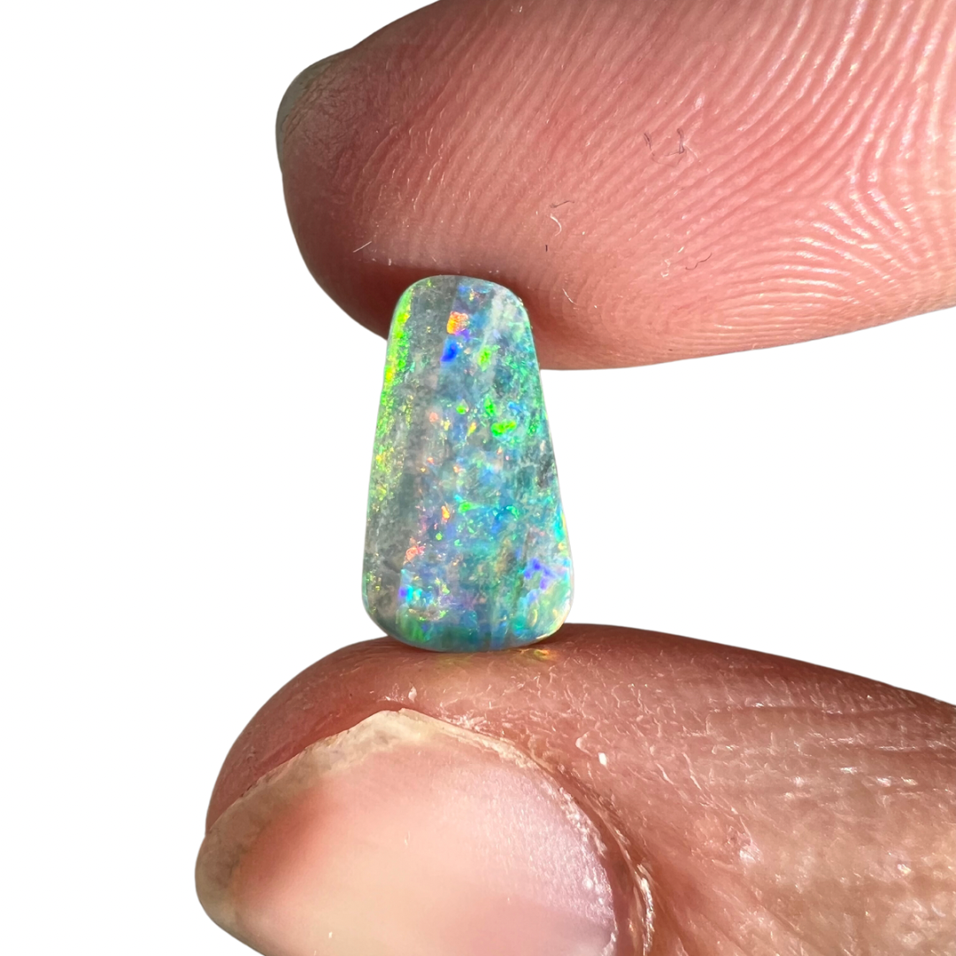2.36 Ct rainbow boulder opal – Broken River Mining